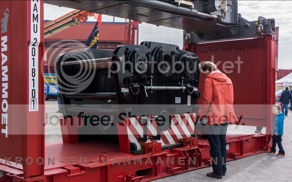 Mammoet 20ft ISO flat rack hook container - General Topics - DHS Forum